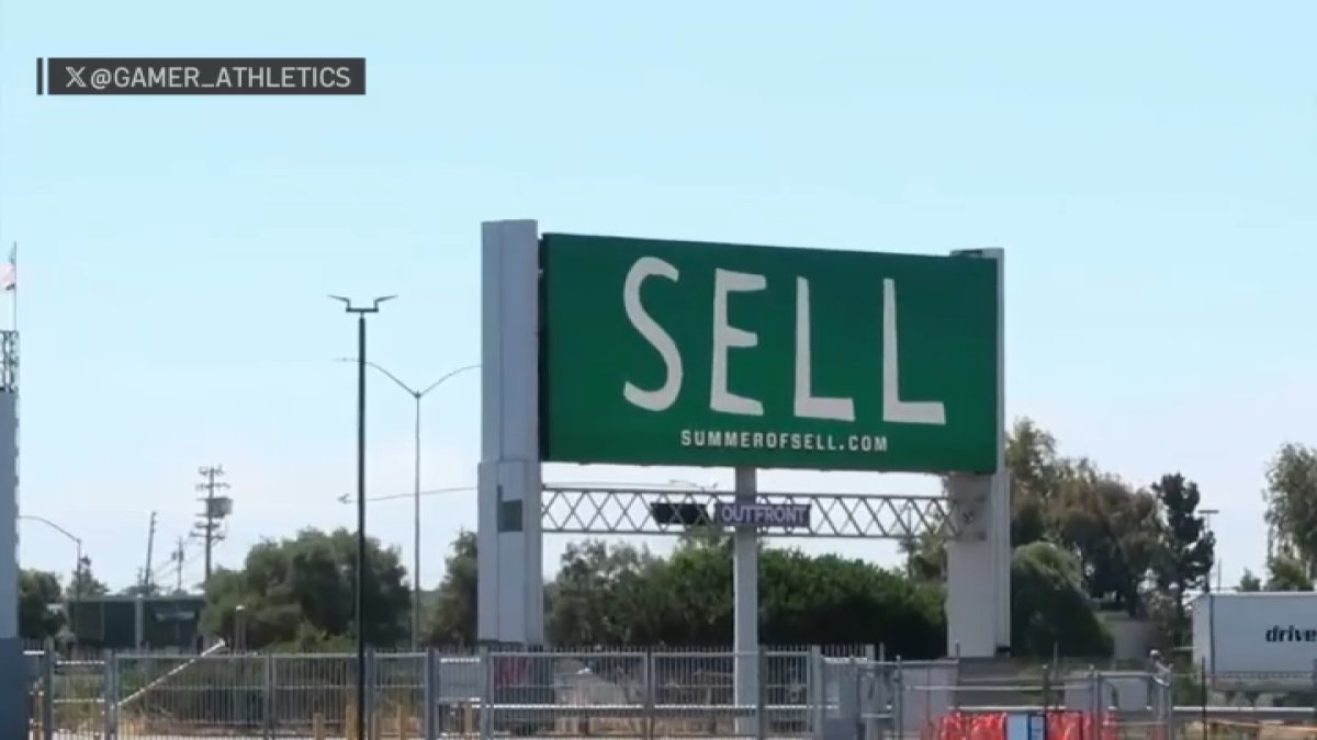 Oakland A’s fans buy “Sell” billboard ad near Oakland Coliseum – NBC ...