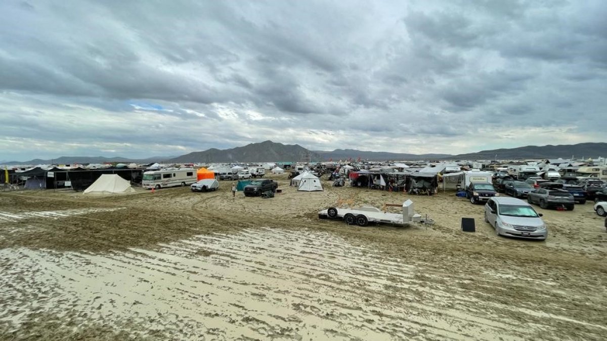 Burning Man flooding strands tens of thousands – NBC Bay Area