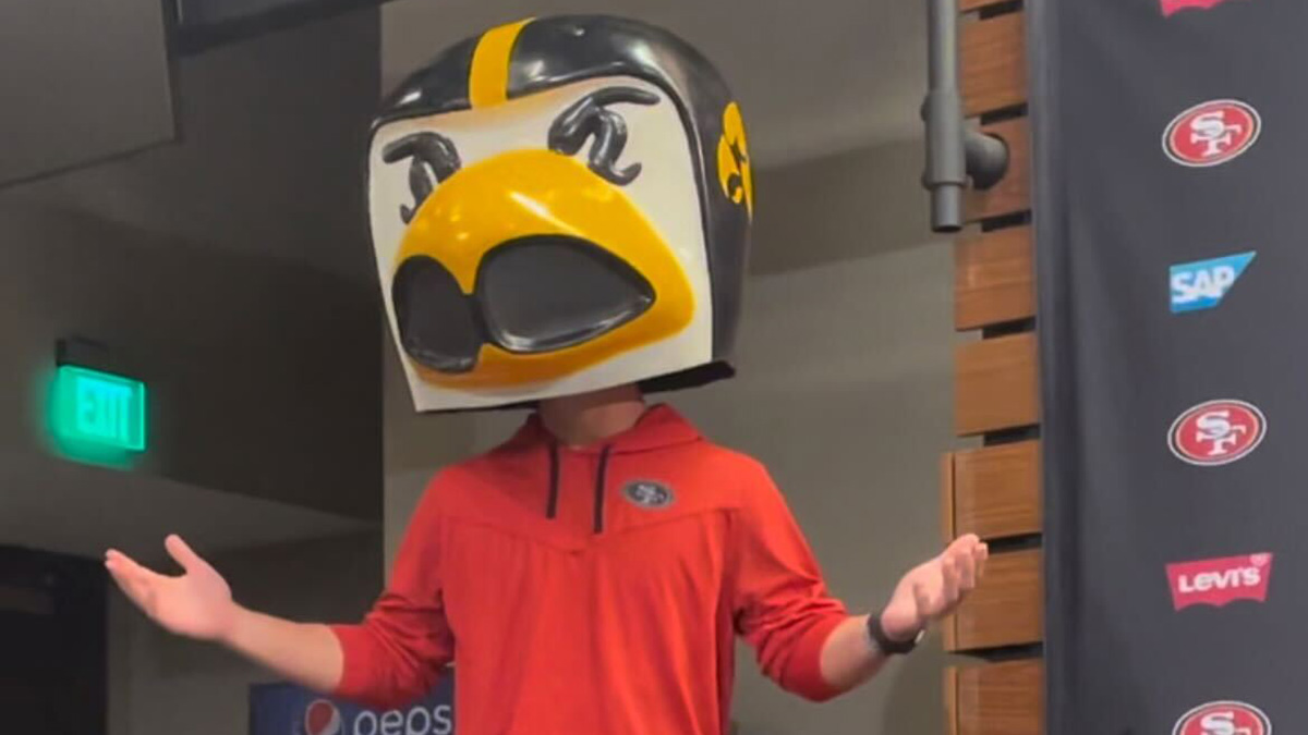 Brock Purdy sheepishly wears Iowa mascot head after losing bet to ...