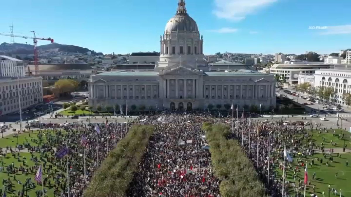 Demonstrators in San Francisco call for an end of US military aid to ...
