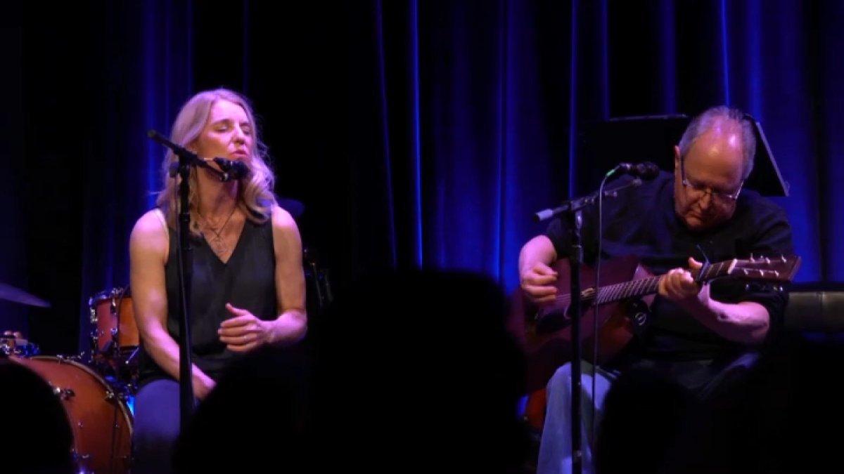 Rachel Garlin plays ‘Friendsgiving’ show at Berkeley concert hall – NBC ...