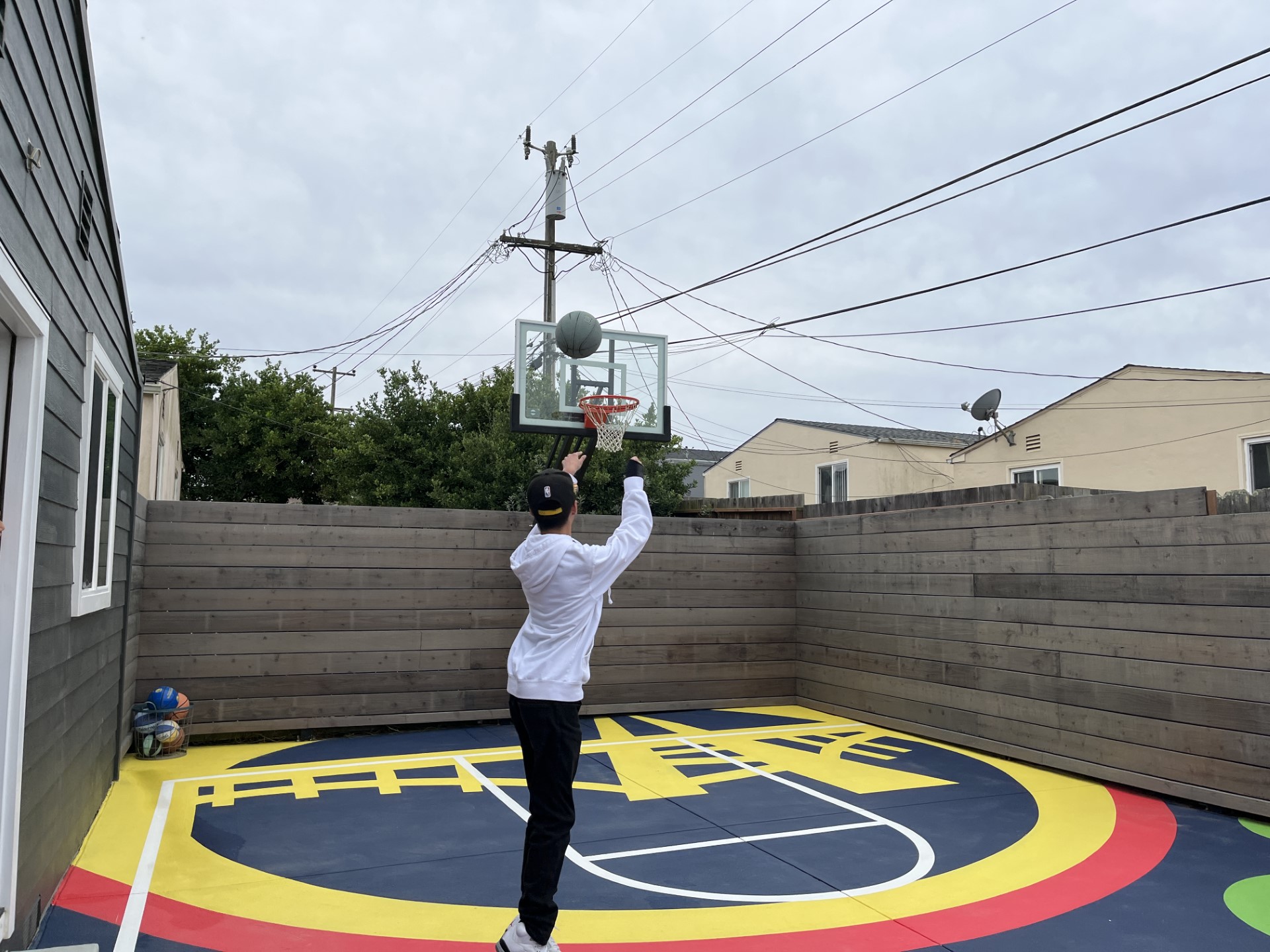 Daly City Warriors fan with nervous system disorder gifted backyard ...