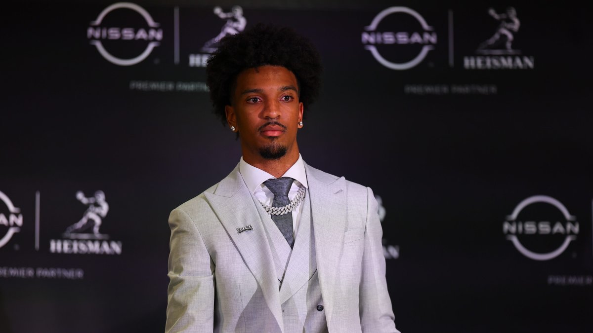 LSU QB Jayden Daniels named 2023 Heisman Trophy recipient – NBC Bay Area LSU QB Jayden Daniels named 2023 Heisman Trophy recipient – NBC Bay Area