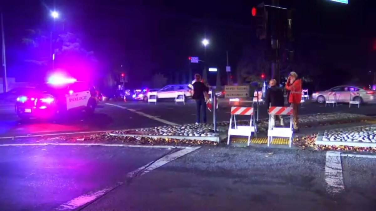 Man allegedly shot wife, locked himself inside Pleasant Hill home ...