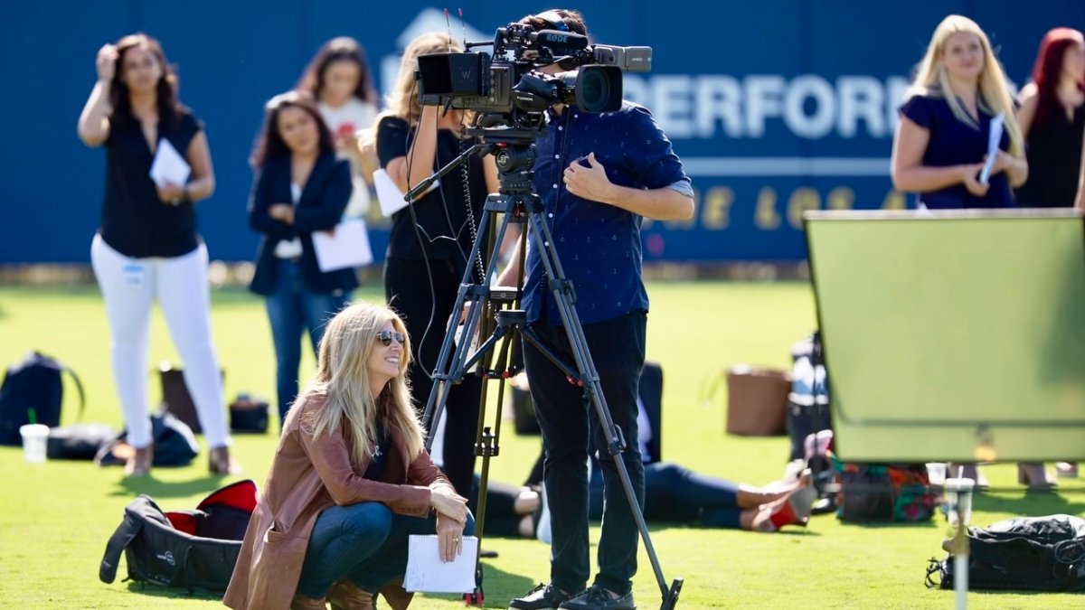 GALvanize promotes women in sports media at Super Bowl 2024 – NBC Bay Area
