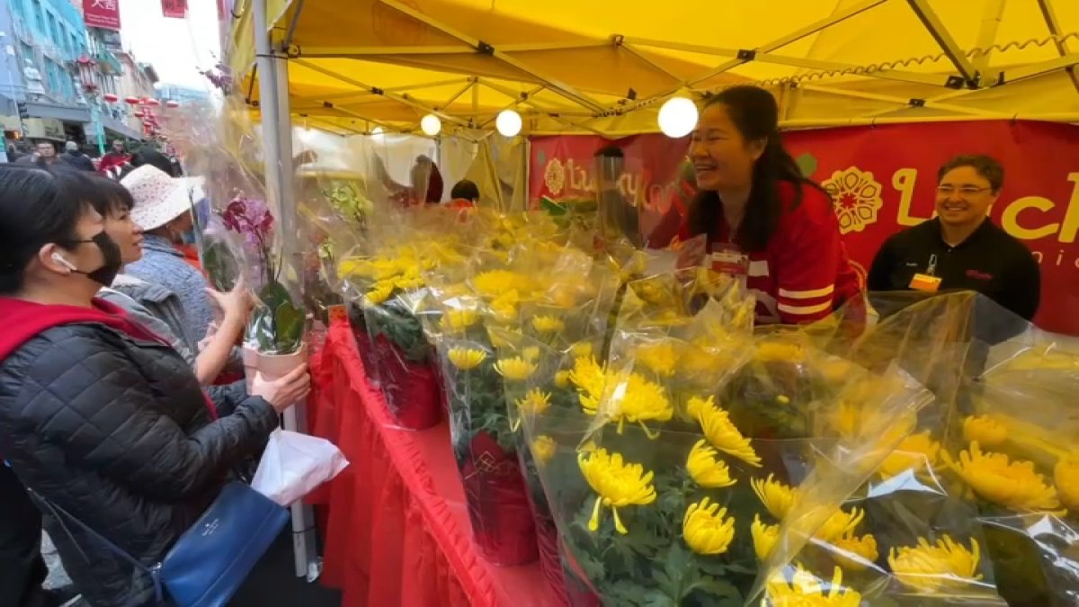 San Francisco flower market celebrates ahead of Lunar New Year – NBC ...
