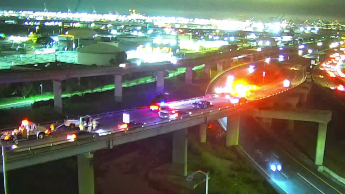 Fatal crash shuts down lanes of westbound I-580 in Oakland – NBC Bay Area