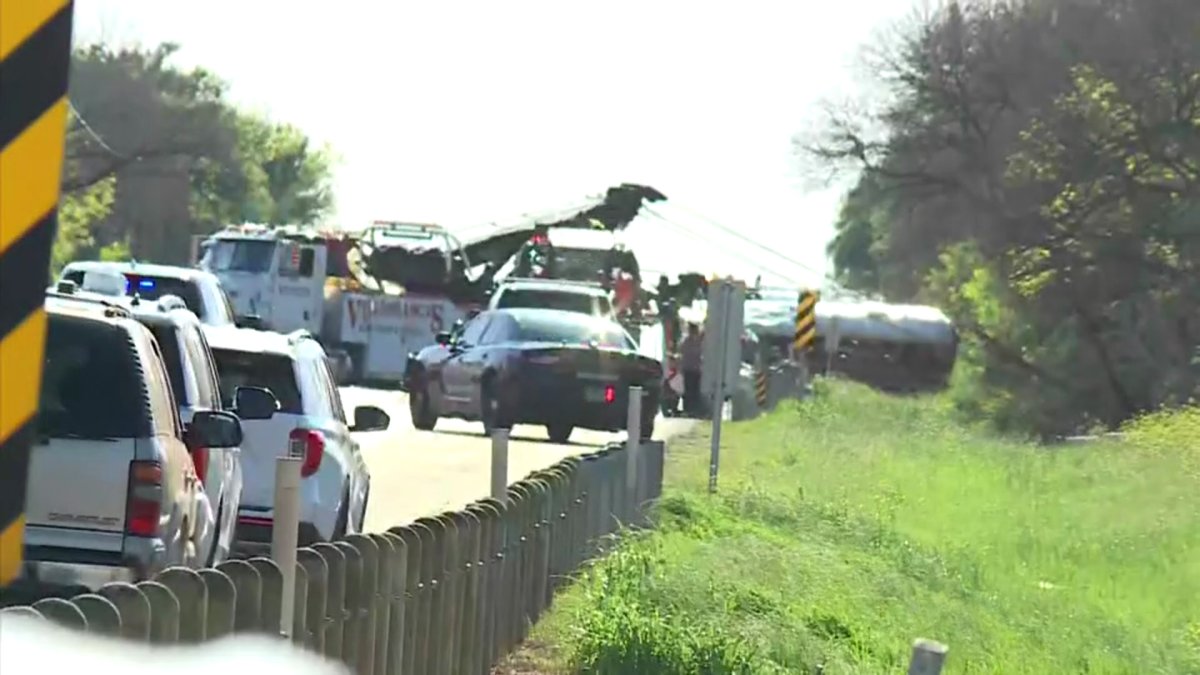 2 killed in Texas school bus crash – NBC Bay Area