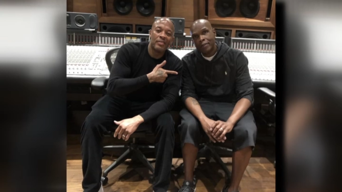 Dr. Dre receives Walk of Fame star in star-studded ceremony – NBC Bay Area Dr. Dre receives Walk of Fame star in star-studded ceremony – NBC Bay Area