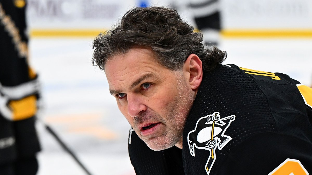 Penguins’ Jaromir Jagr bobbleheads stolen ahead of giveaway – NBC Bay Area Penguins’ Jaromir Jagr bobbleheads stolen ahead of giveaway – NBC Bay Area