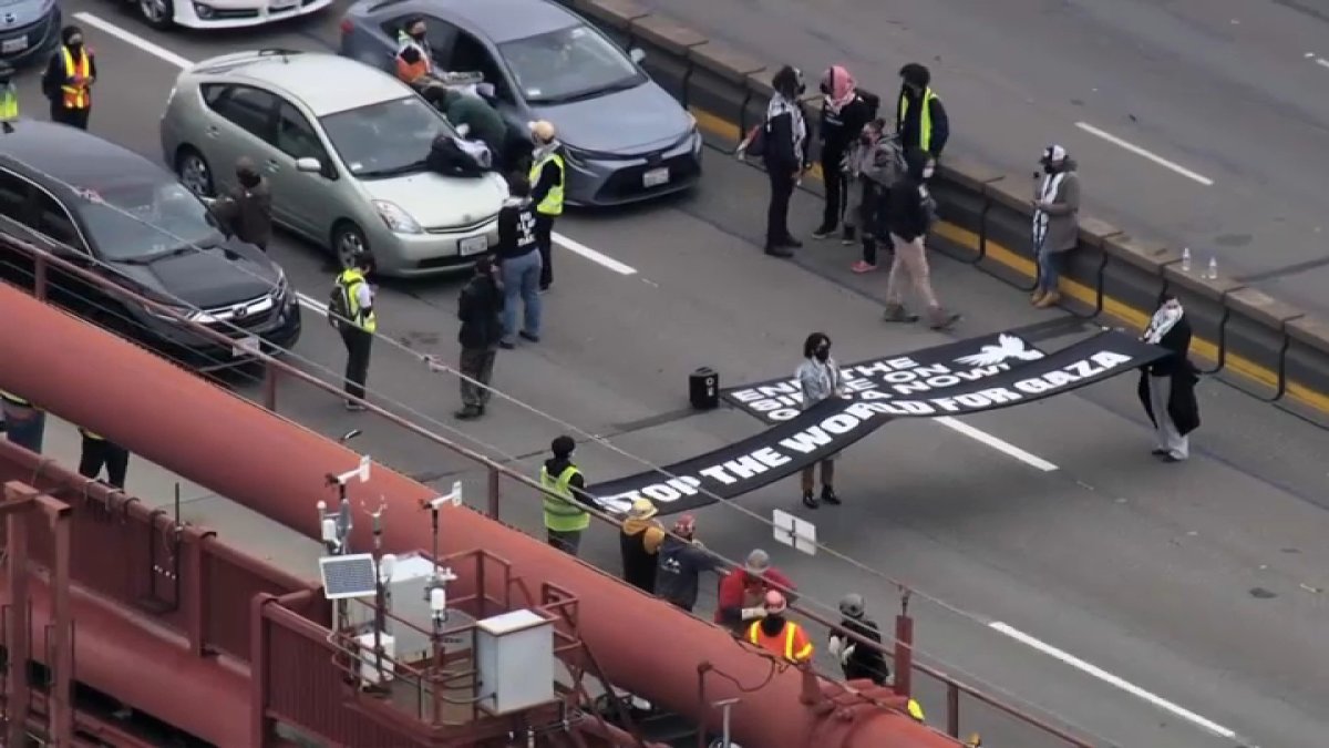 Protests block multiple Bay Area highways, including Golden Gate Bridge ...