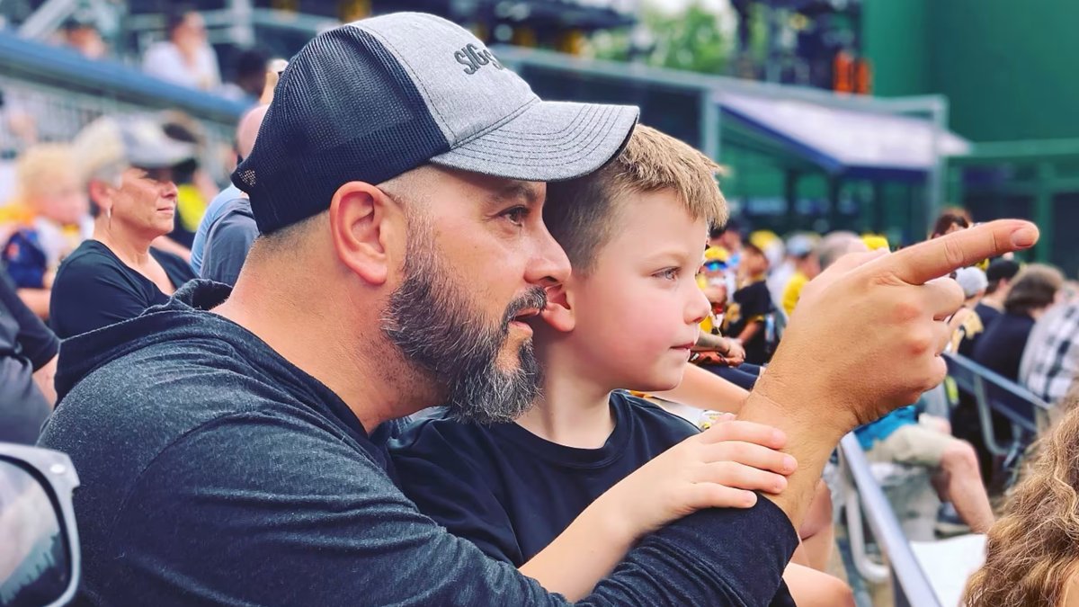 Dad, 45, thought he had a pinched nerve in his neck. A rare cancer was ...