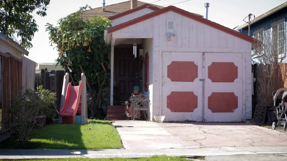 Why Are So Many Seniors Facing Eviction In Oakland Nbc Bay Area