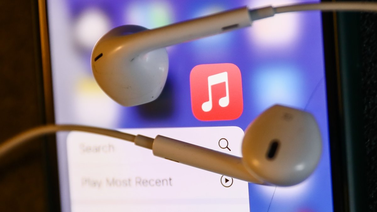 Apple Music’s 100 best albums list: Lauryn Hill, Michael Jackson make ...