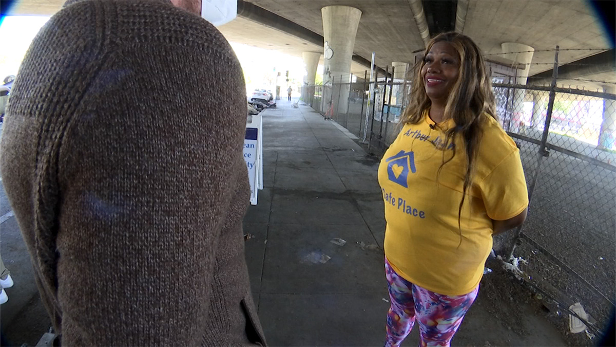 East Bay woman who fed homeless, even while homeless herself, back on ...