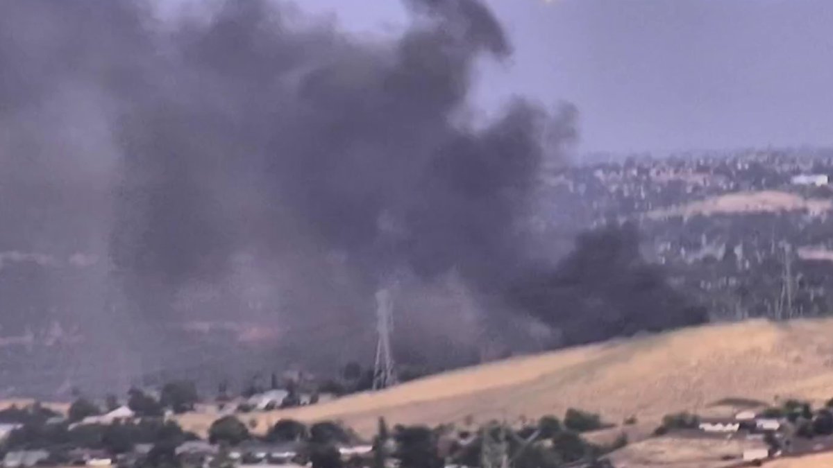 Crews stop forward progress on John Fire in Pittsburg, about 55 acres ...