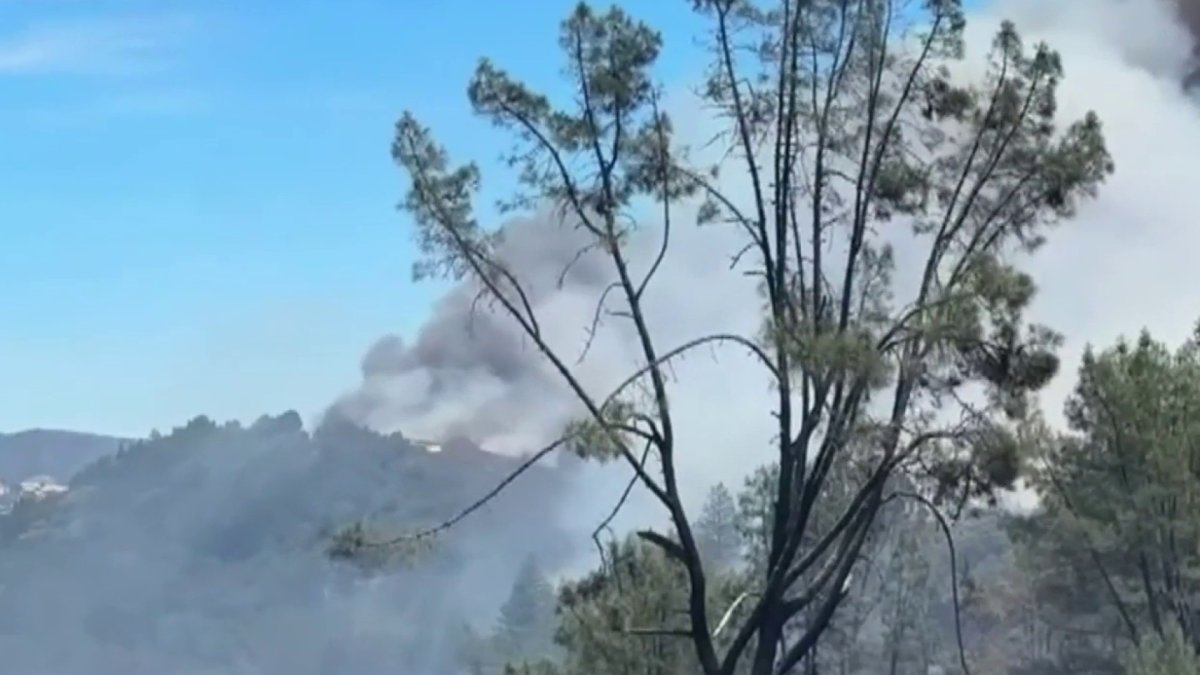 Evacuation orders issued as crews battle Point Fire in Sonoma County ...