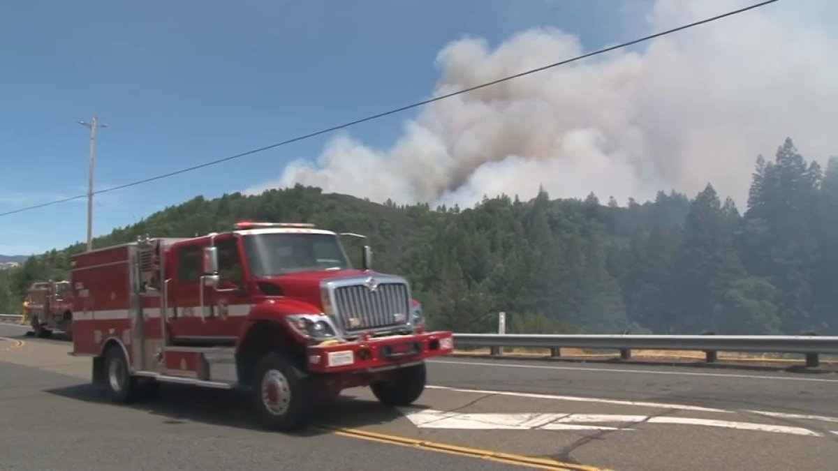Evacuation orders issued as Point Fire in Sonoma County surpasses 1,000 ...