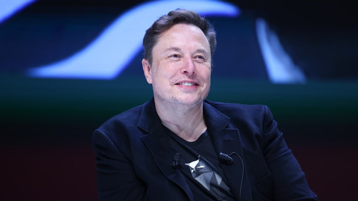 Elon Musk says he’s moving SpaceX, X headquarters from California to ...