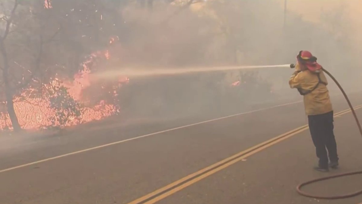 Bay Area Crews Join Firefight In Butte County Nbc Bay Area