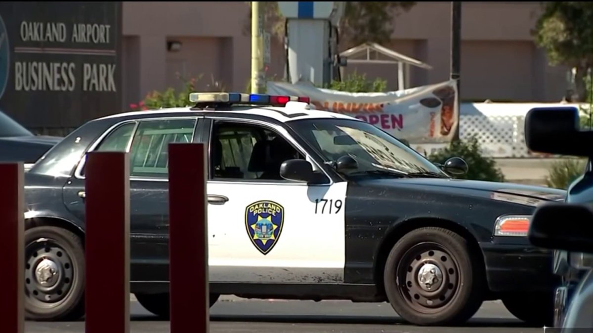 Gov. Newsom urges Oakland to change strict policy on police pursuits ...