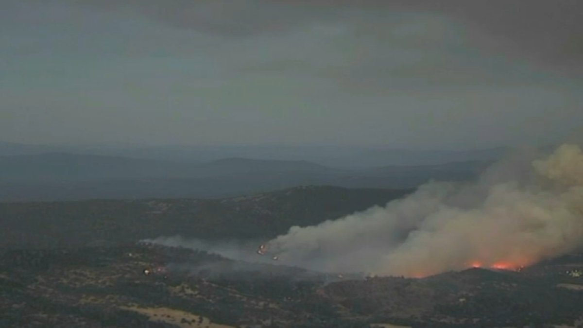 Wildfire near Yosemite prompts evacuations, road closures – NBC Bay Area