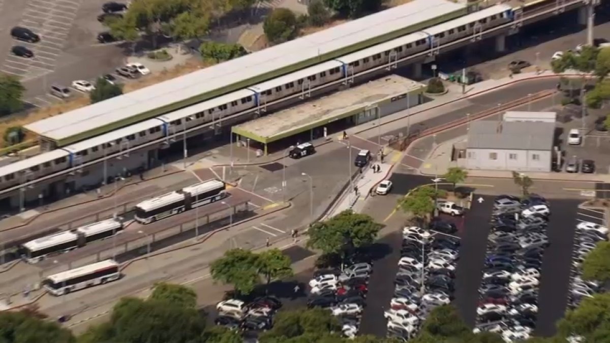 Multiple BART stations closed due to network outage – NBC Bay Area
