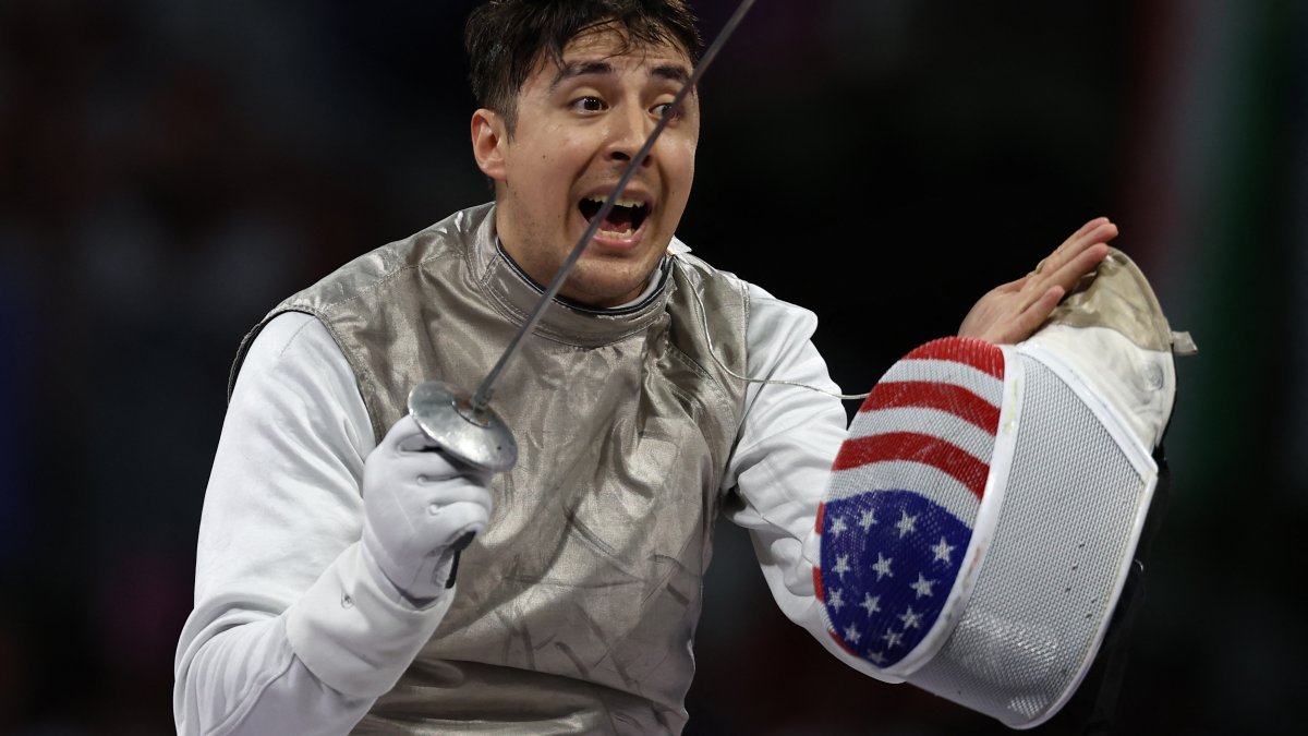 Alexander Massialas, Team USA fall short of bronze, defeated by France ...