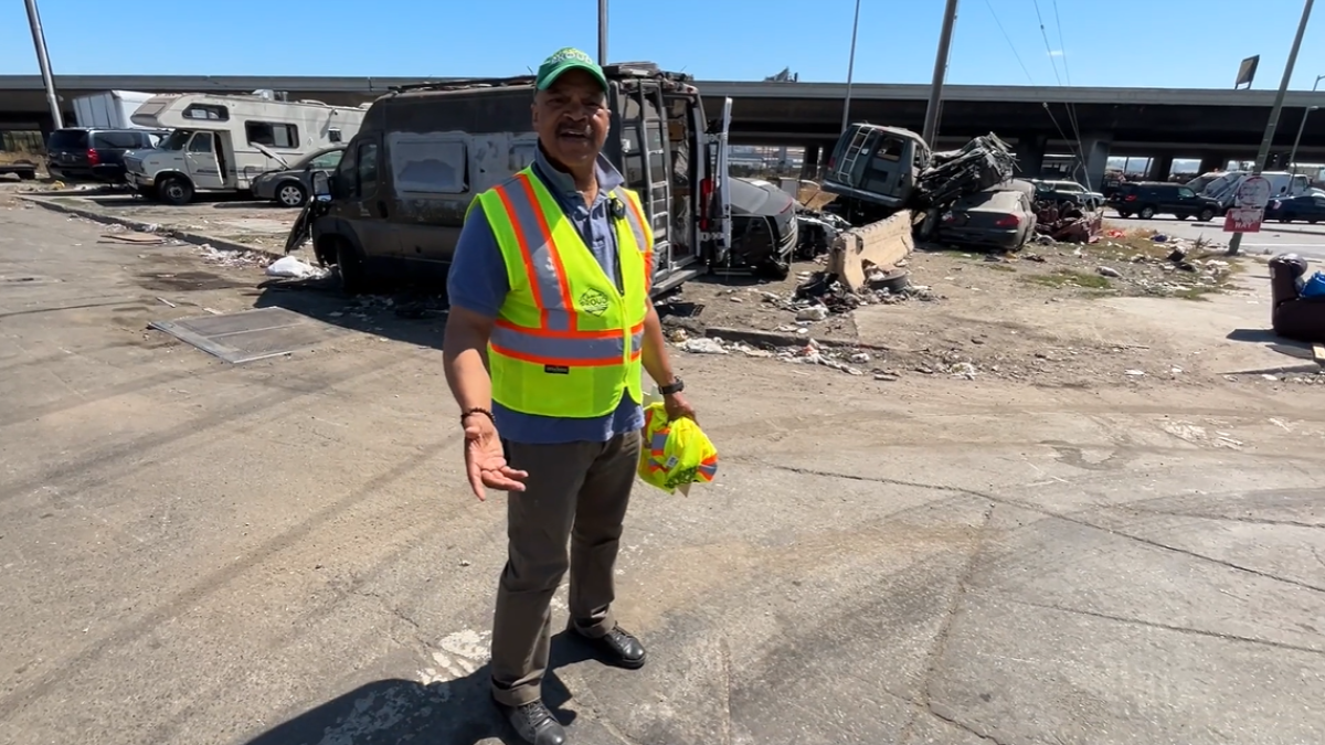 Oakland tries make dent in abandoned car problem – NBC Bay Area