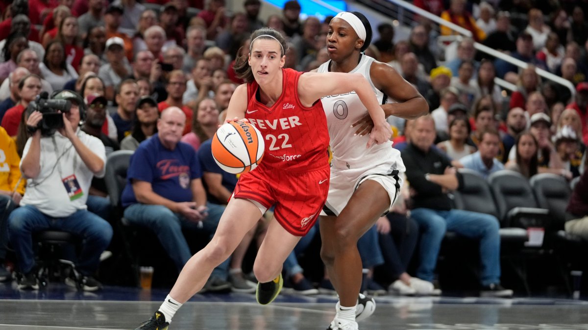 Caitlin Clark breaks the WNBA’s single-season record for assists – NBC ...