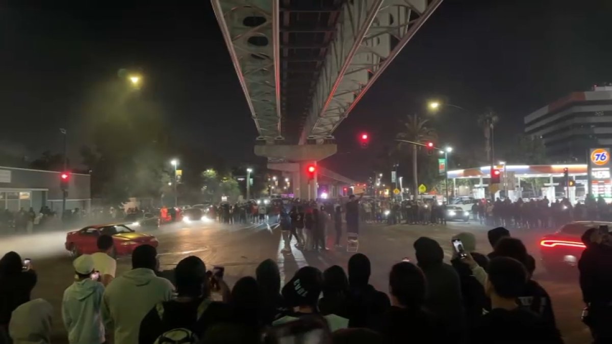 Spectators hurt after being hit by car during East Bay sideshow – NBC ...