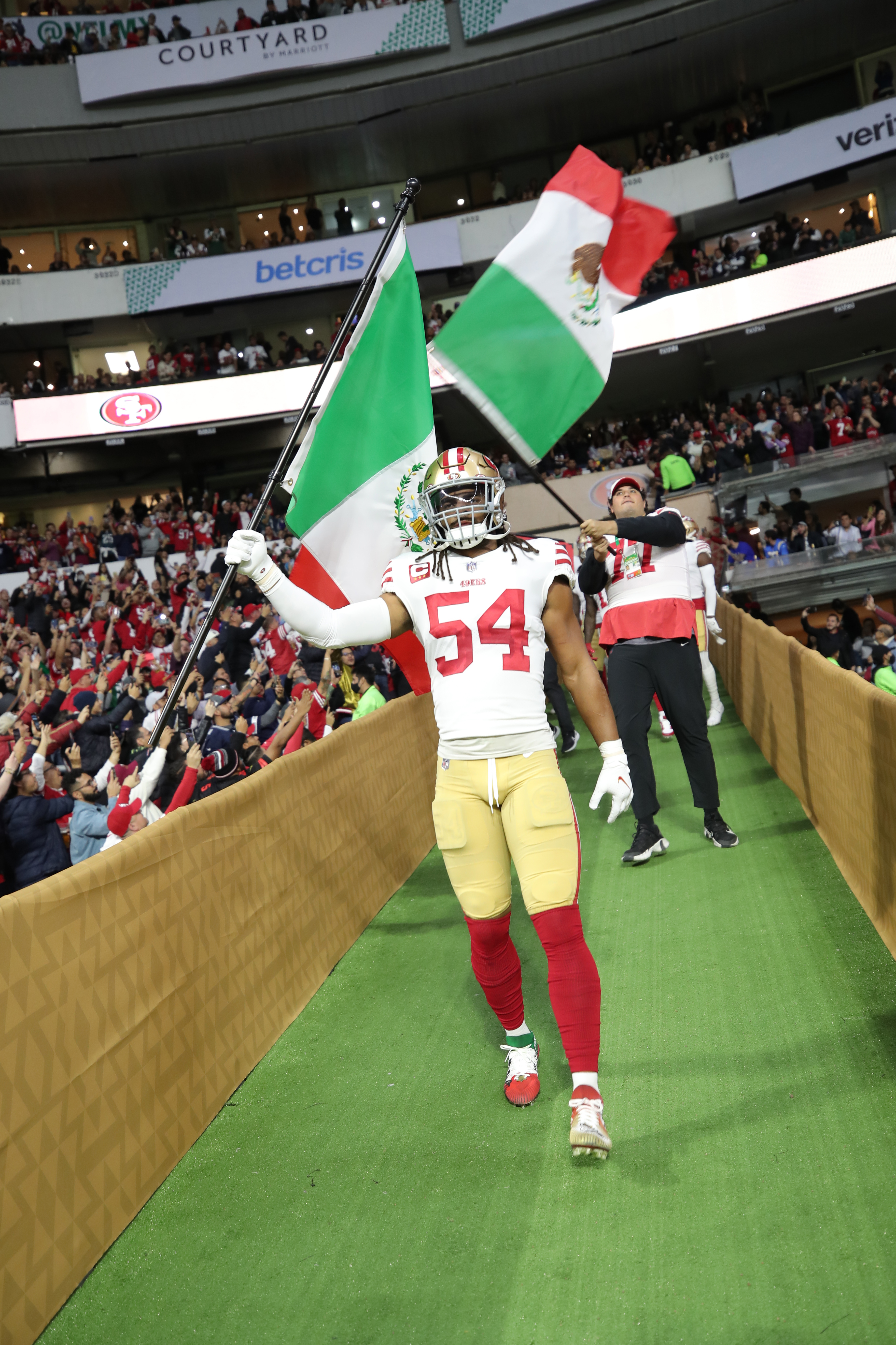 49ers’ Fred Warner celebrates his Hispanic heritage – NBC Bay Area