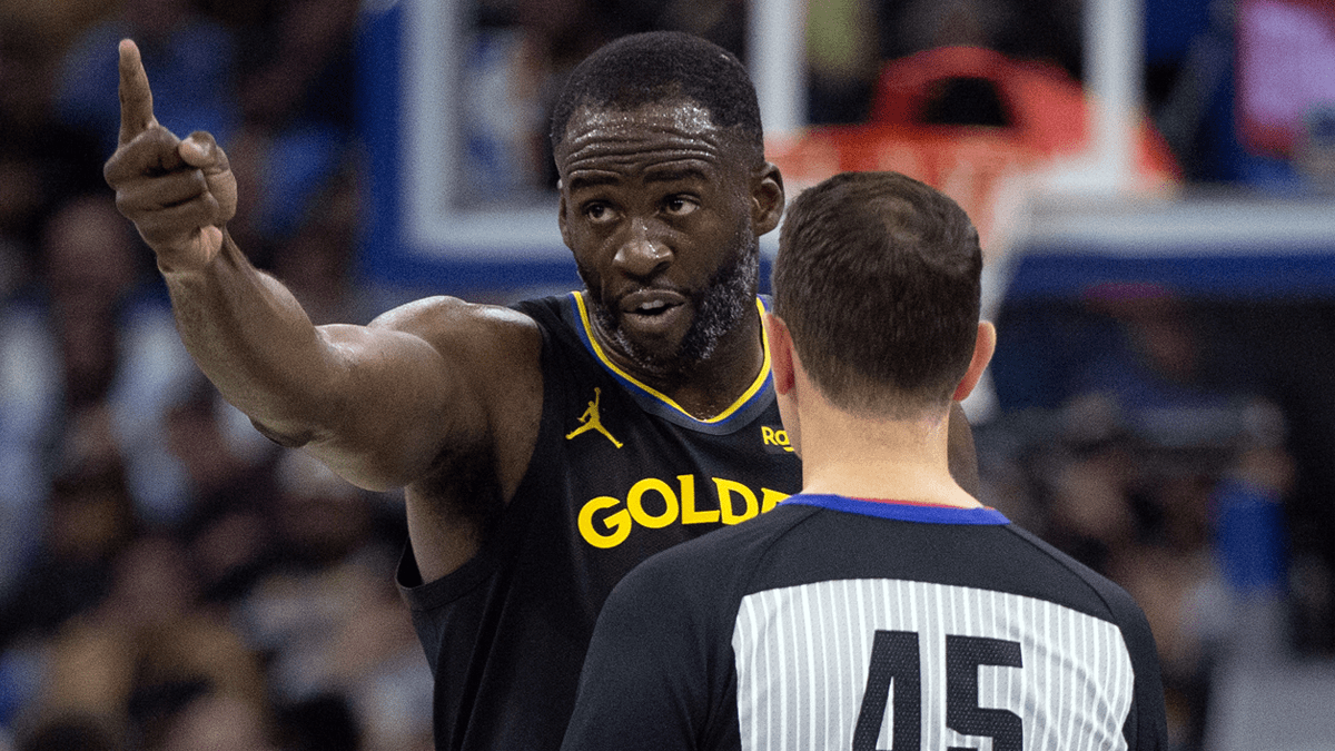 Draymond Green, referee share funny podcast joke during Warriors game ...