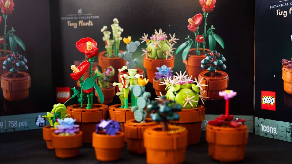 Lego is reinventing its iconic brick sets and keeping the toy industry ...