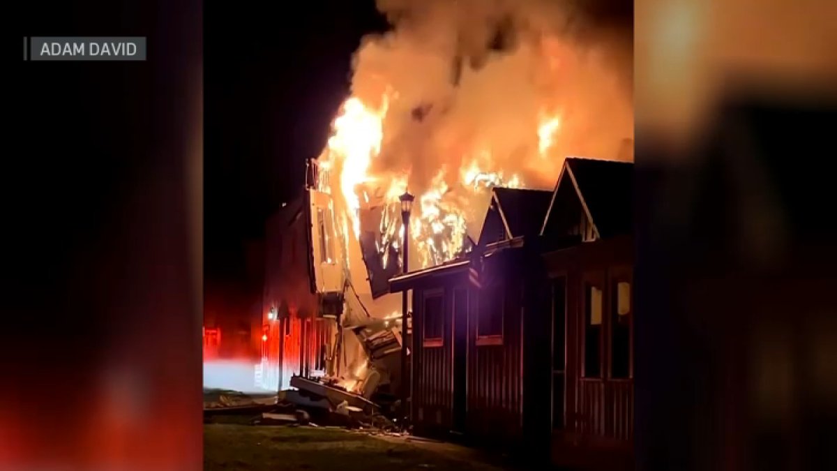 Apparent explosion sparks Christmas morning fire in Capitola Village ...