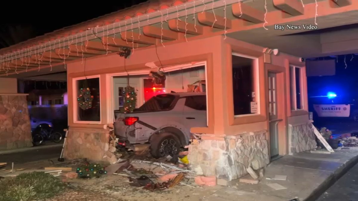 Man killed after car crashes into guard shack in Discovery Bay – NBC ...