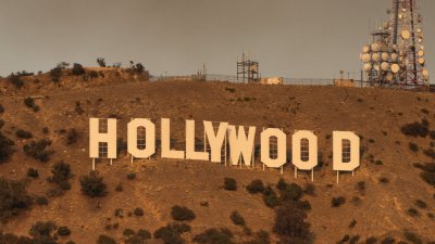 AI-generated images of Hollywood Sign on fire spread online – NBC Los ...