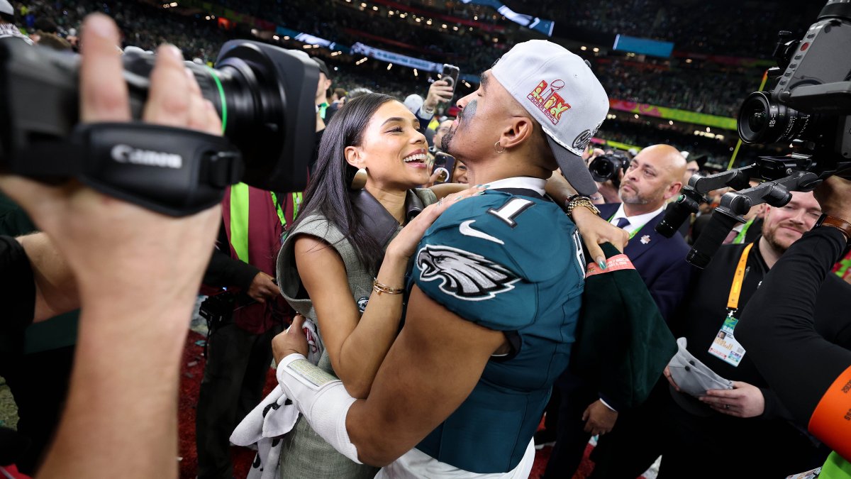 Who is Jalen Hurts’ future wife, Bry Burrows? – NBC Bay Area