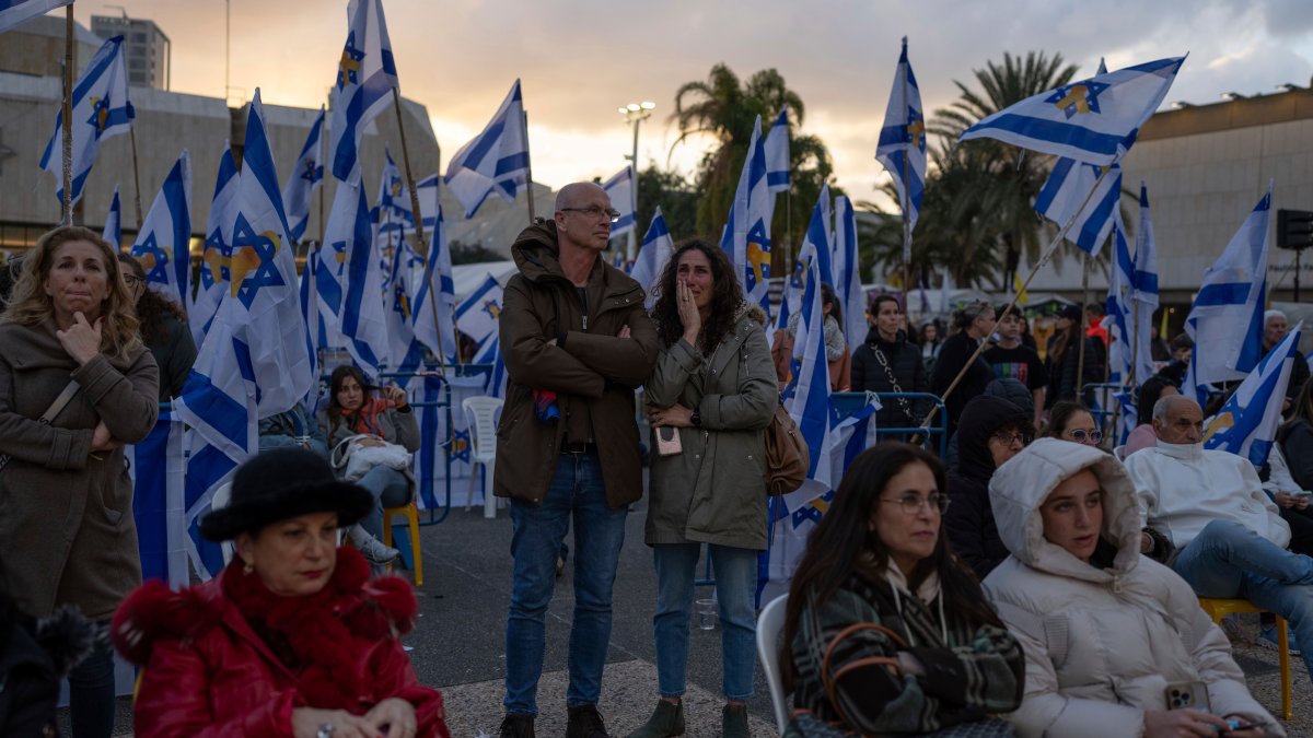 Body released by Hamas is Israeli hostage Shiri Bibas, family says ...
