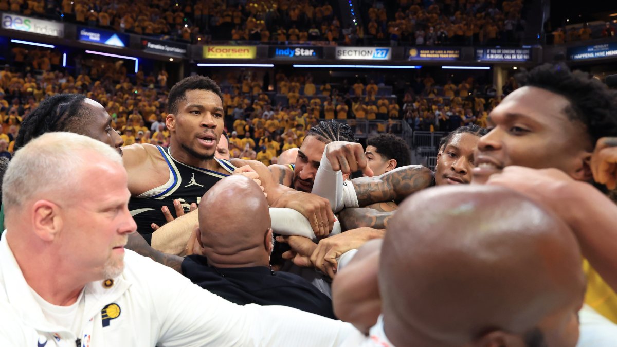 Bucks’ Giannis explains incident with Tyrese Haliburton’s dad – NBC Bay Area