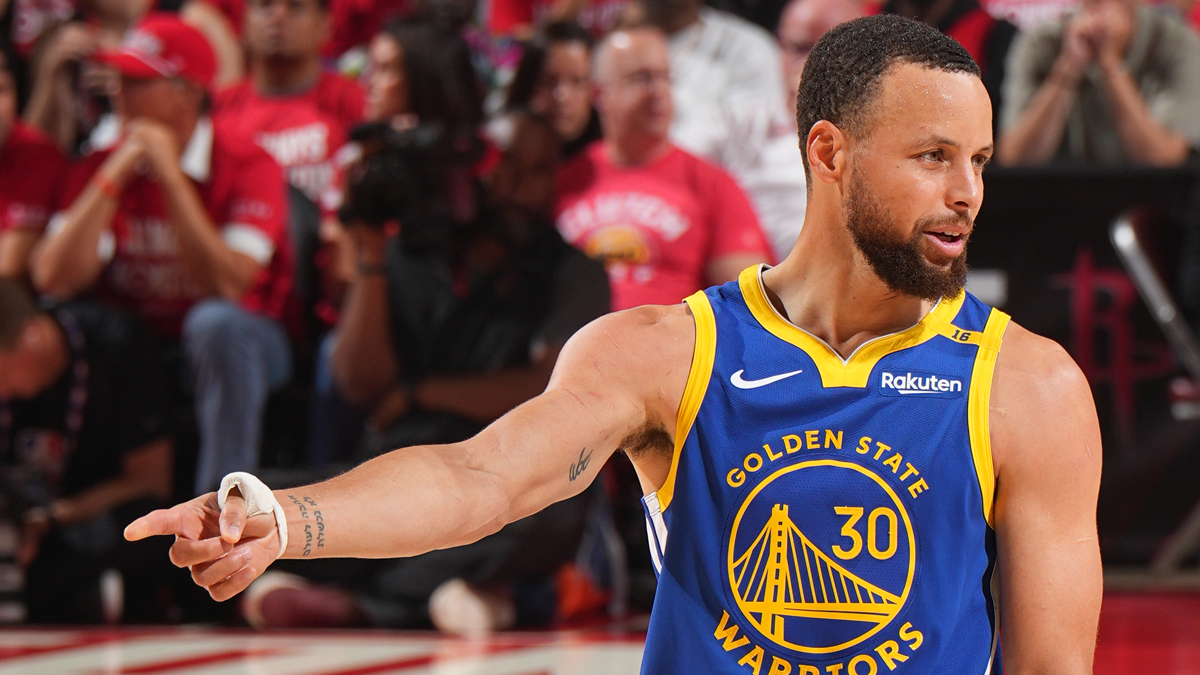 Steph Curry offers hilarious reaction to viral image of thumb – NBC Bay Area