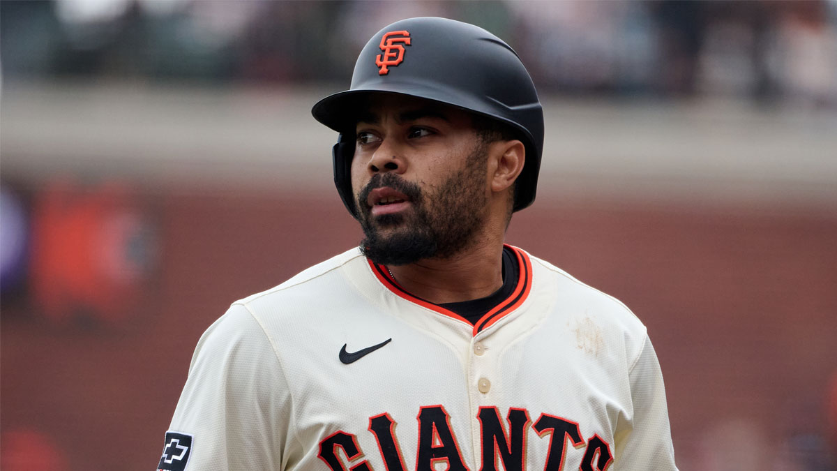 Giants designate LaMonte Wade Jr for assignment, sign Dom Smith to ...
