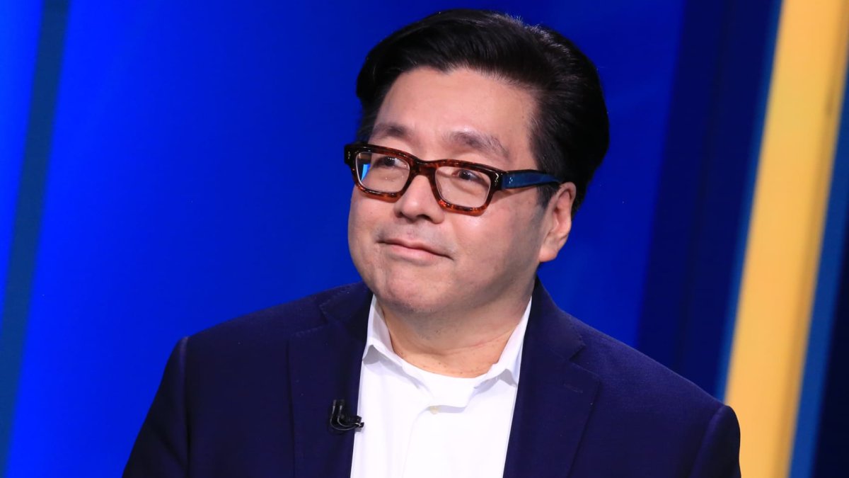 Tom Lee’s Granny Shots ETF rakes in $2 billion in AUM just 9 months ...