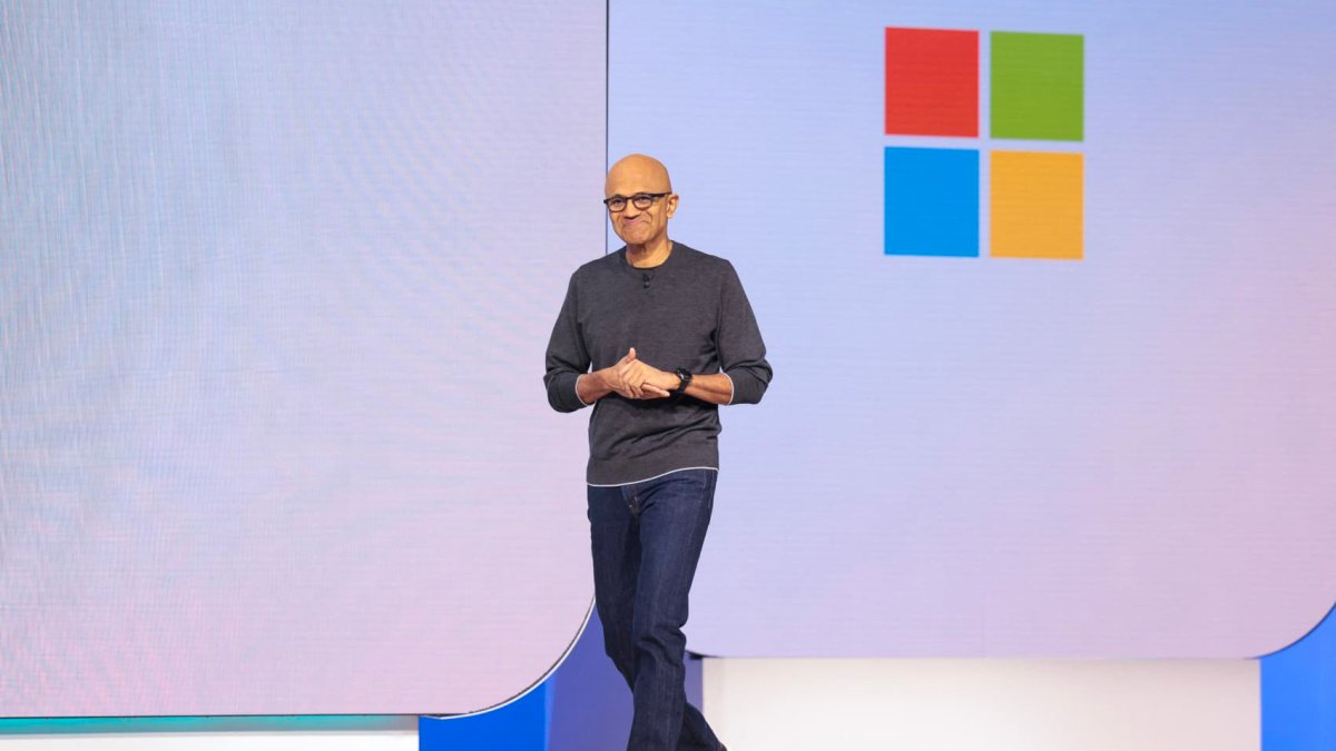 Microsoft stops relying on Chinese engineers for Pentagon cloud support ...