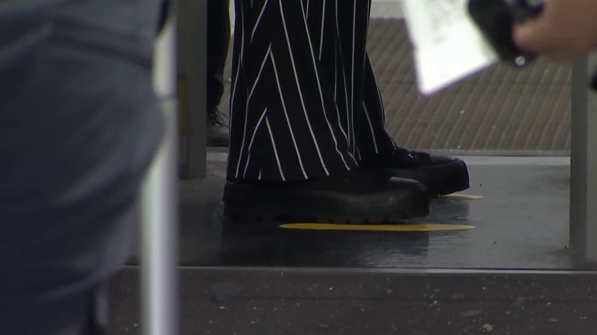 TSA to phase out shoes-off policy during airport security screenings ...