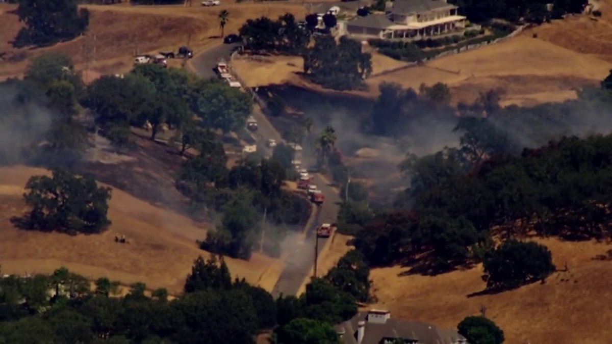 San Martin brush fire threatens structure – NBC Bay Area