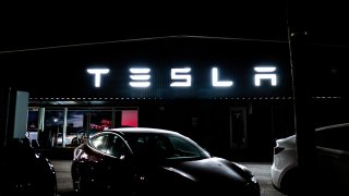 Major Tesla car recall over wheel issue and camera failure – NBC Bay Area