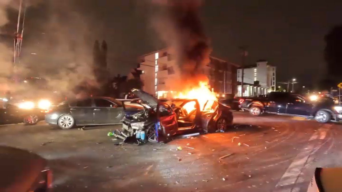 Oakland police investigate several weekend sideshows – NBC Bay Area