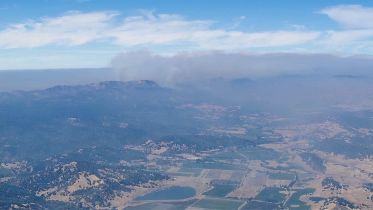 Pickett Fire: Wildfire spreads, evacuations expand near Calistoga – NBC ...
