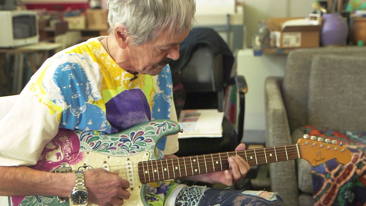 Artist Michael Rios’ path to Carlos Santana and art stardom – NBC Bay Area